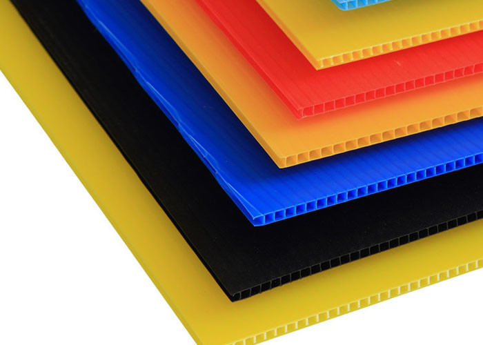 AkyLux Fluted Structure Twin Wall Polypropylene Sheets Correx